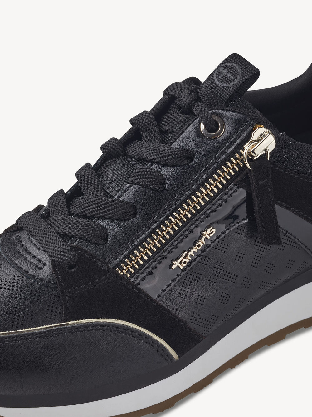 Sneaker - black 1-1-23726-20-048: Buy Tamaris Sneakers online!