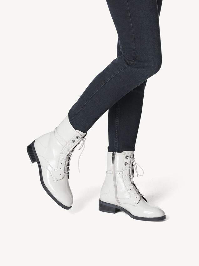 Buy Tamaris Shoes online now!